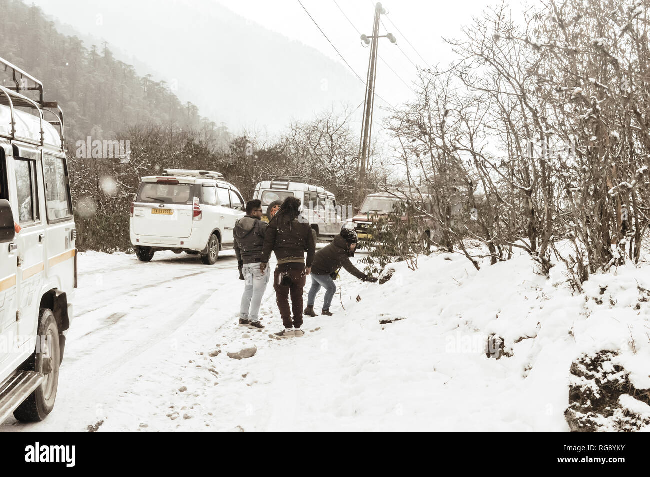 Snowfall in sikkim hi-res stock photography and images - Alamy