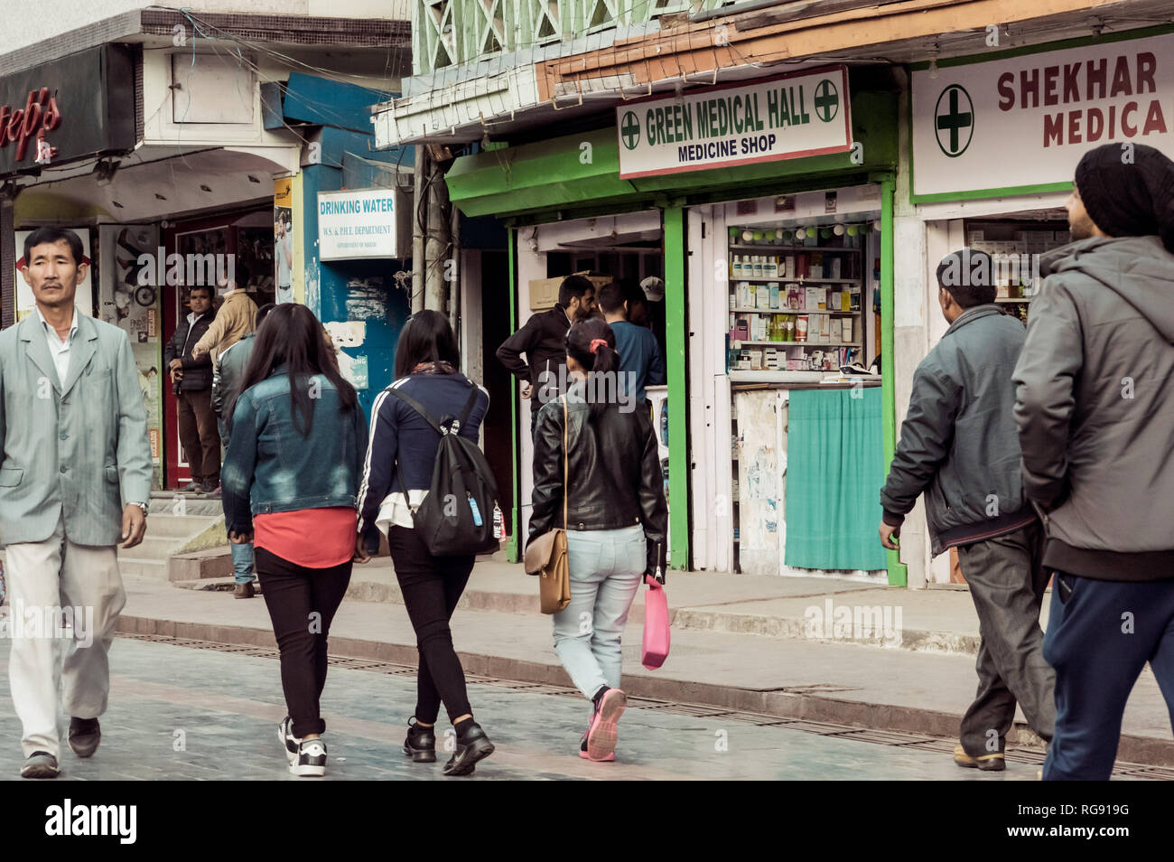 MG MARG, Gangtok, India 3rd January 2019: Street scene in popular mall ...