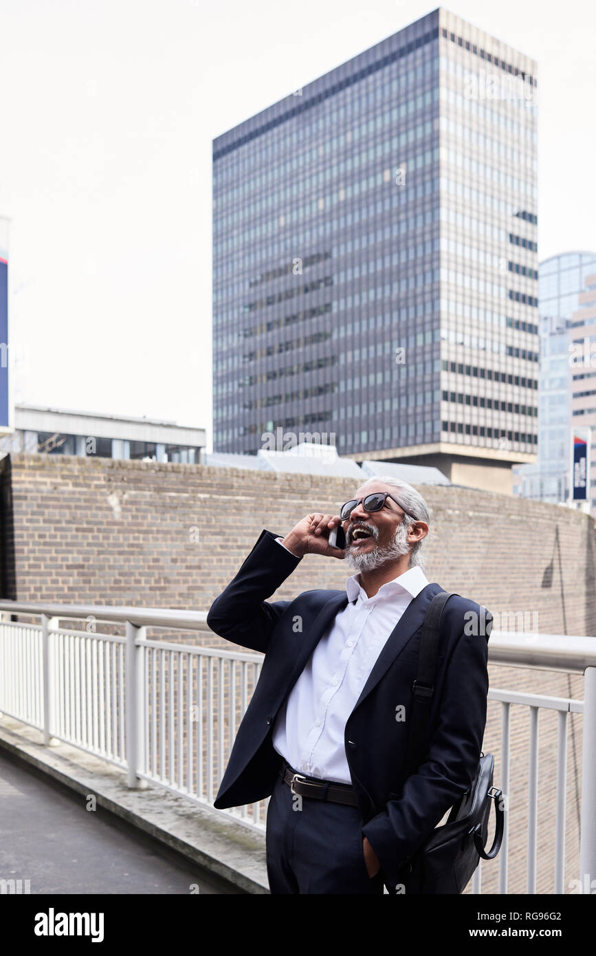 Businessman london hi-res stock photography and images - Alamy