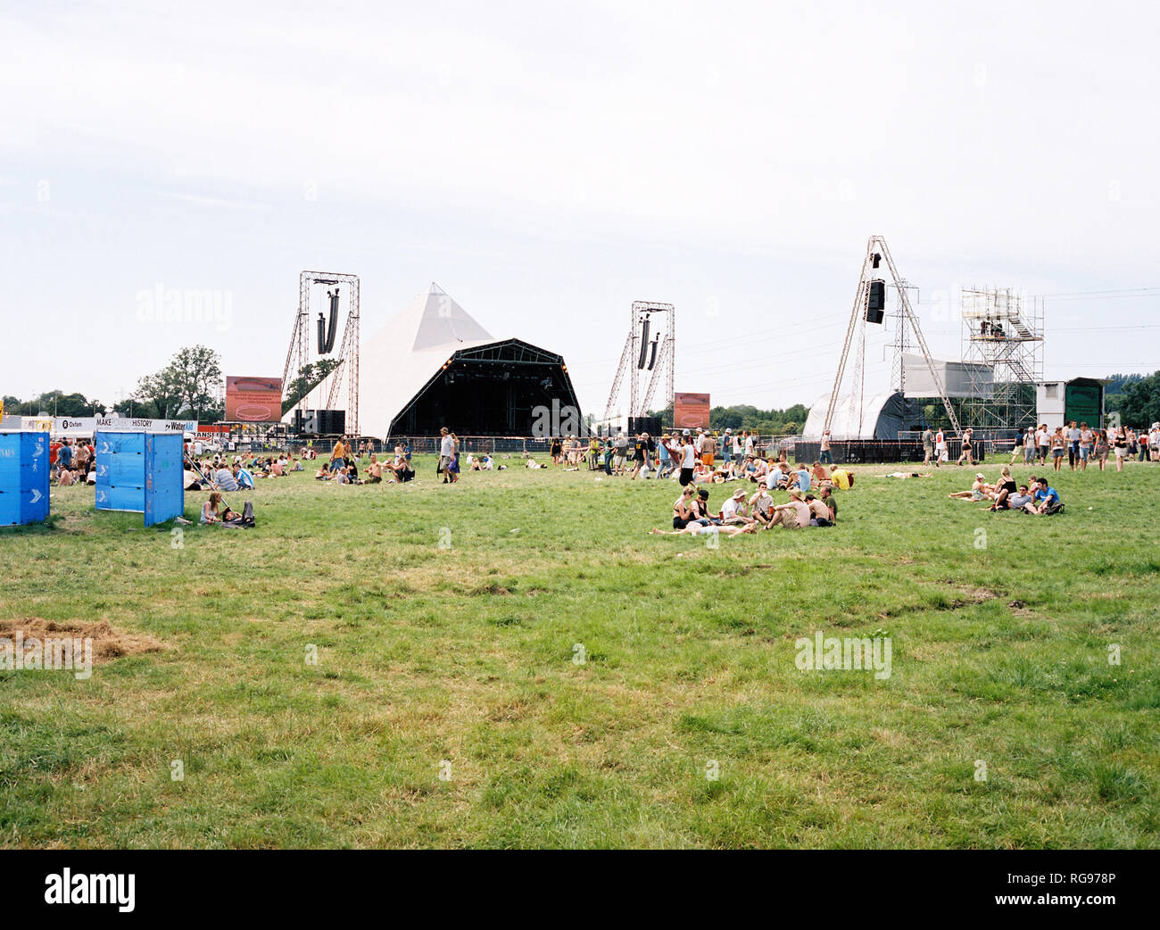 Pyramid stage at the Glastonbury Festival 2005 Stock Photo - Alamy