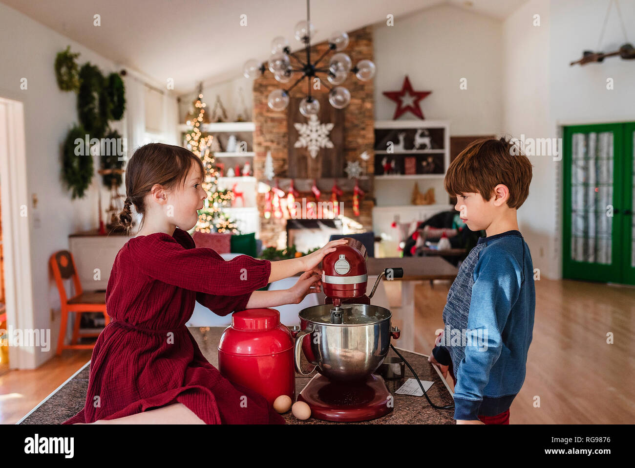 Two making hi-res stock photography and images - Alamy