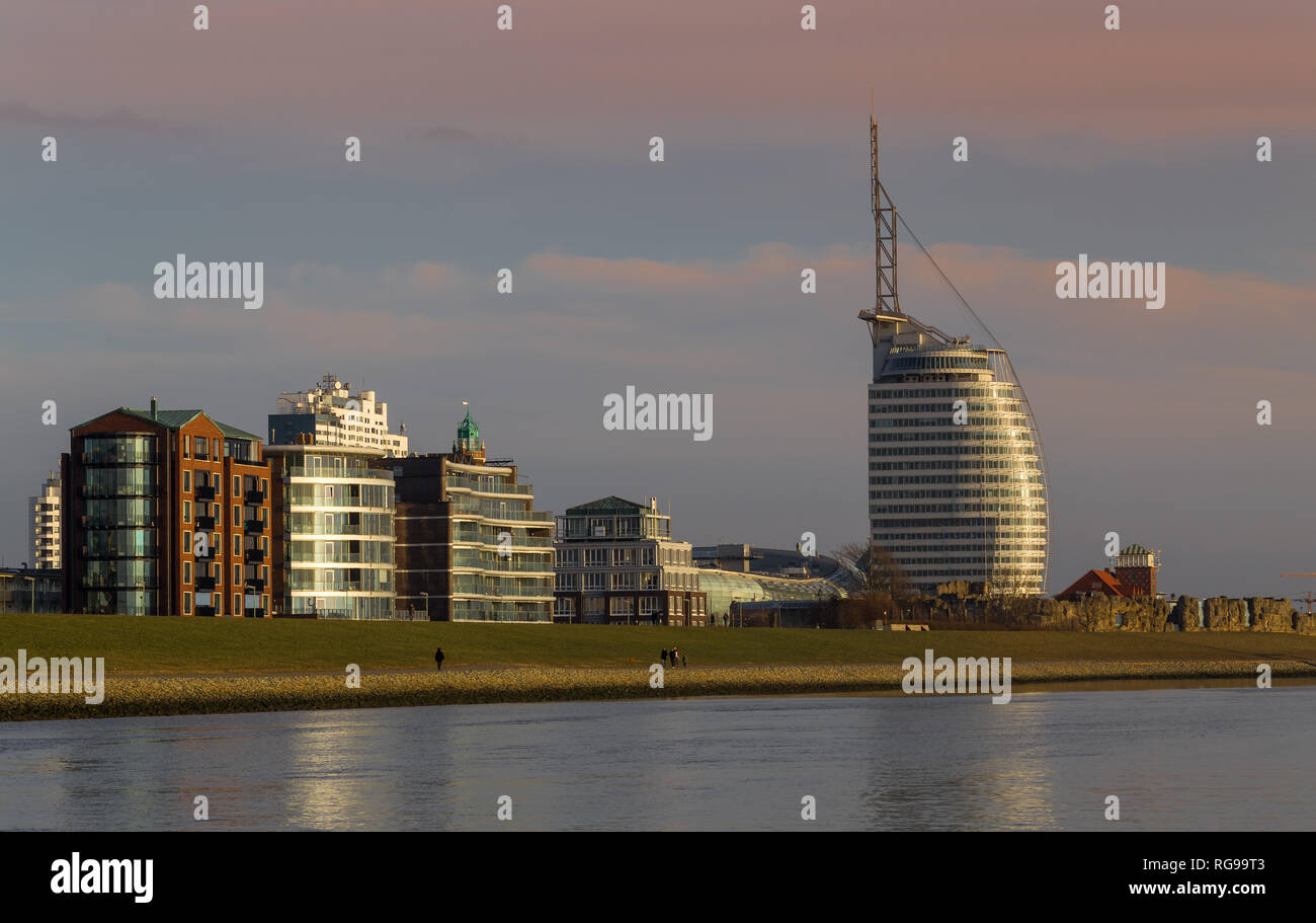 North german port city hi-res stock photography and images - Alamy
