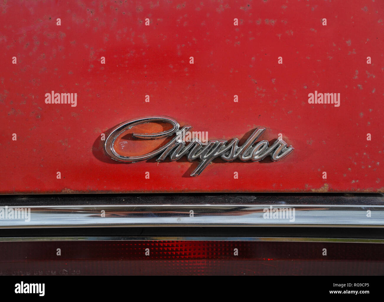 Classic chrysler badge hi-res stock photography and images - Alamy