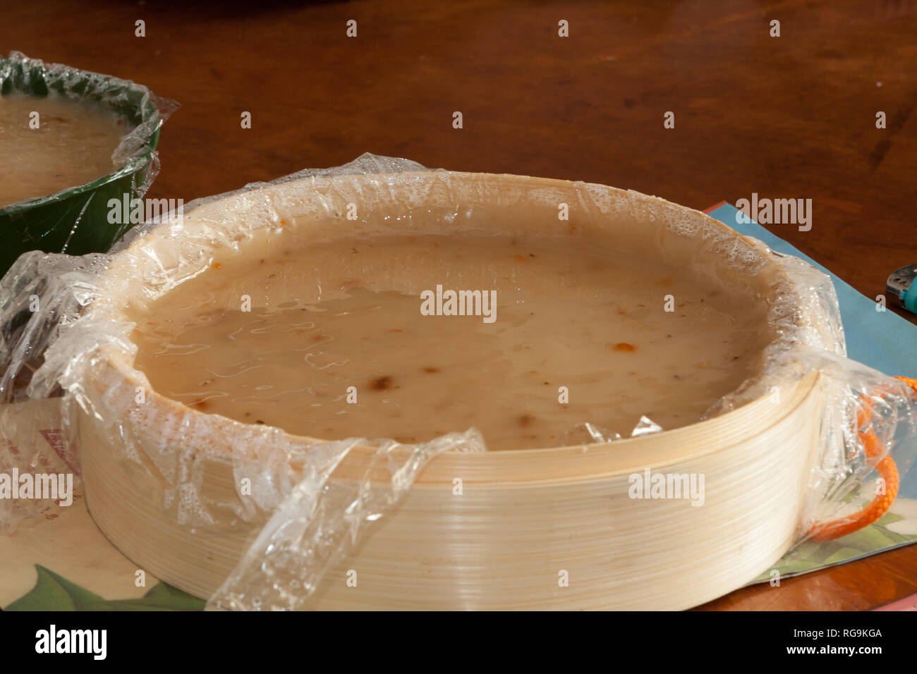 Nian gao preparation seq. 9/9, steamed. Nian gao, Chinese New Year's ...