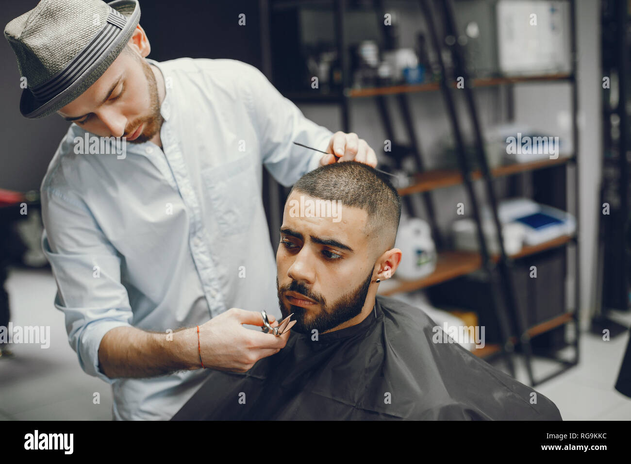 Barbershop comb hi-res stock photography and images - Alamy