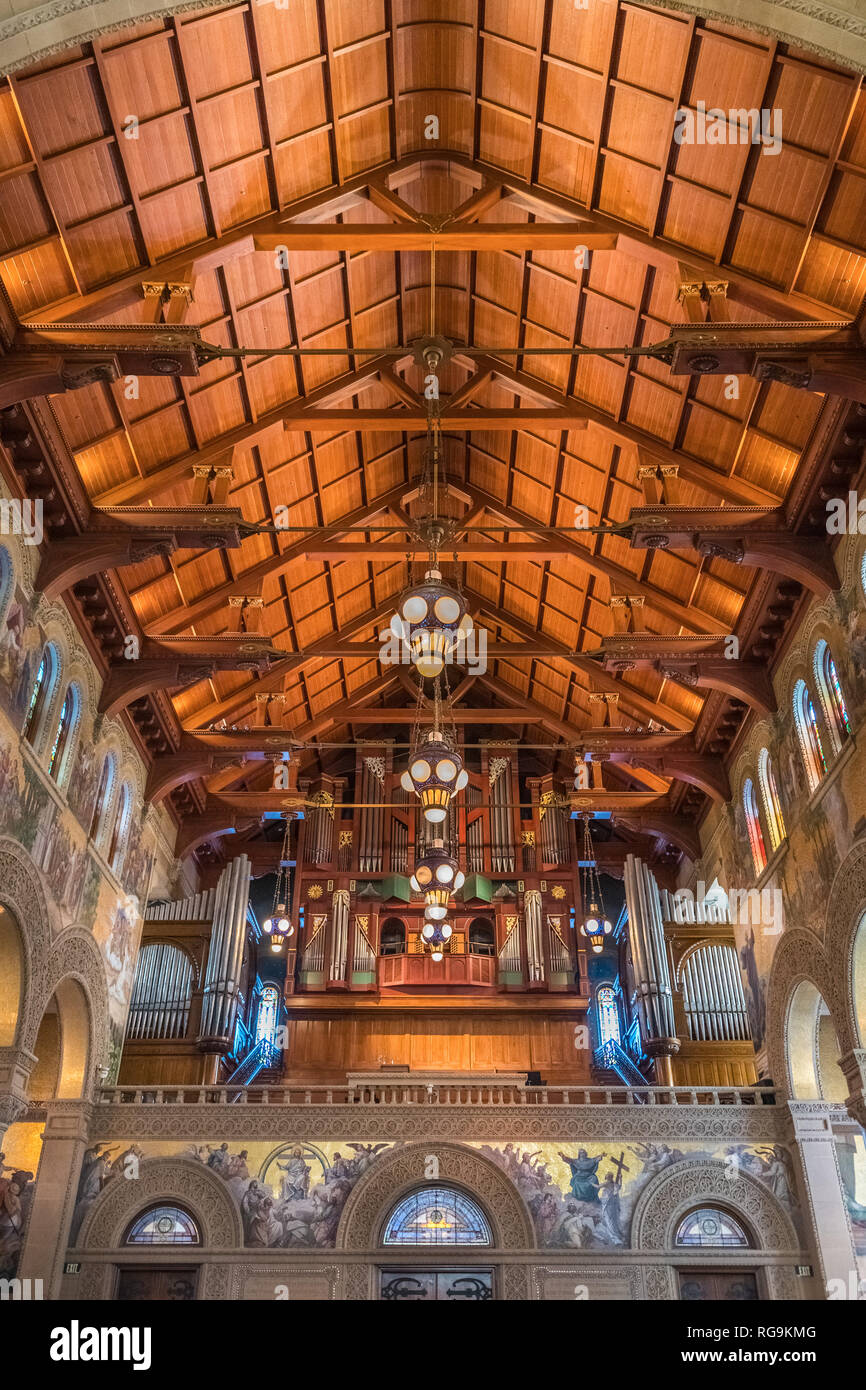 February 20, 2018 Palo Alto / CA / USA - Interior view of the Memorial ...