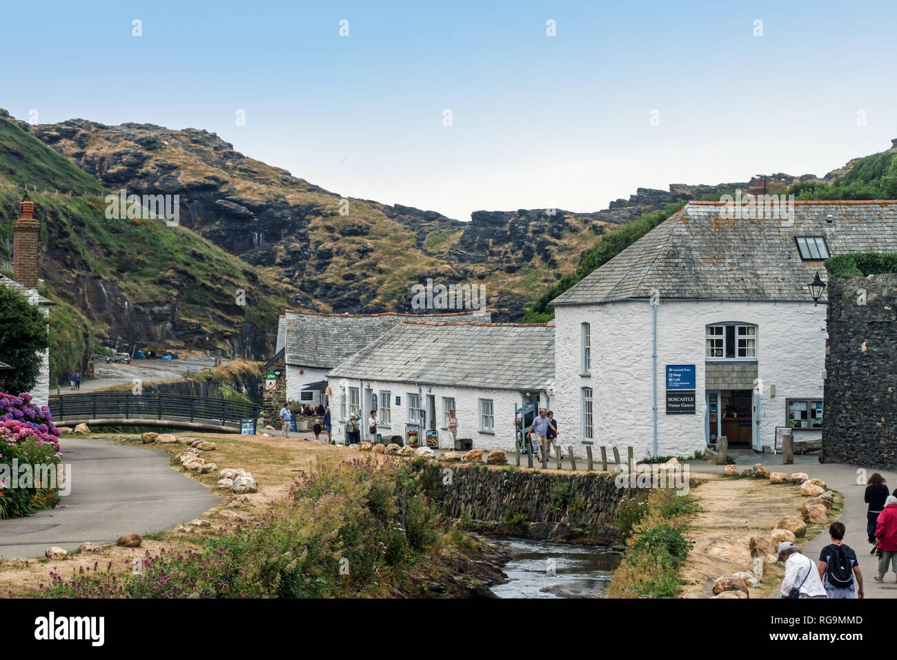 Visitors Centre at Boscastle Cornwall Stock Photo - Alamy