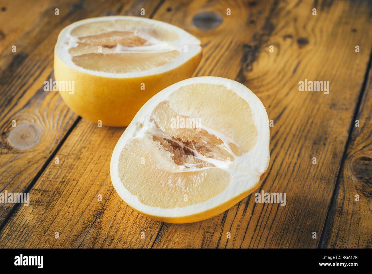 Pomelo pomello citrus fruit hi-res stock photography and images - Alamy