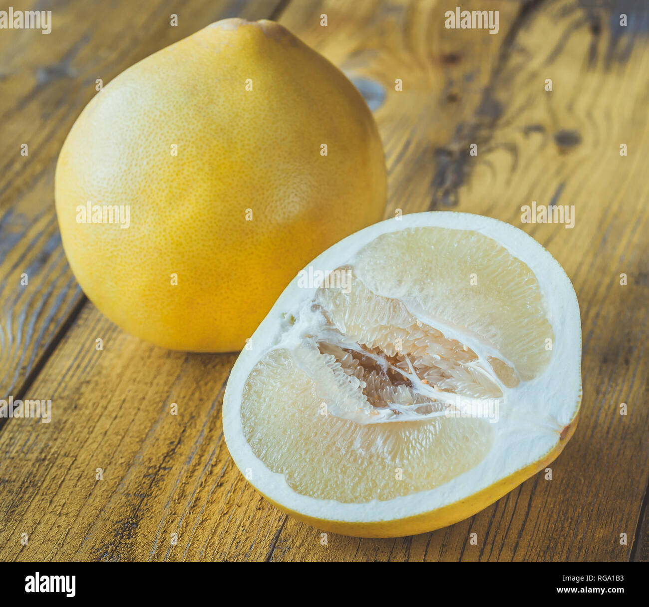 Pomelo pomello citrus fruit hi-res stock photography and images - Alamy