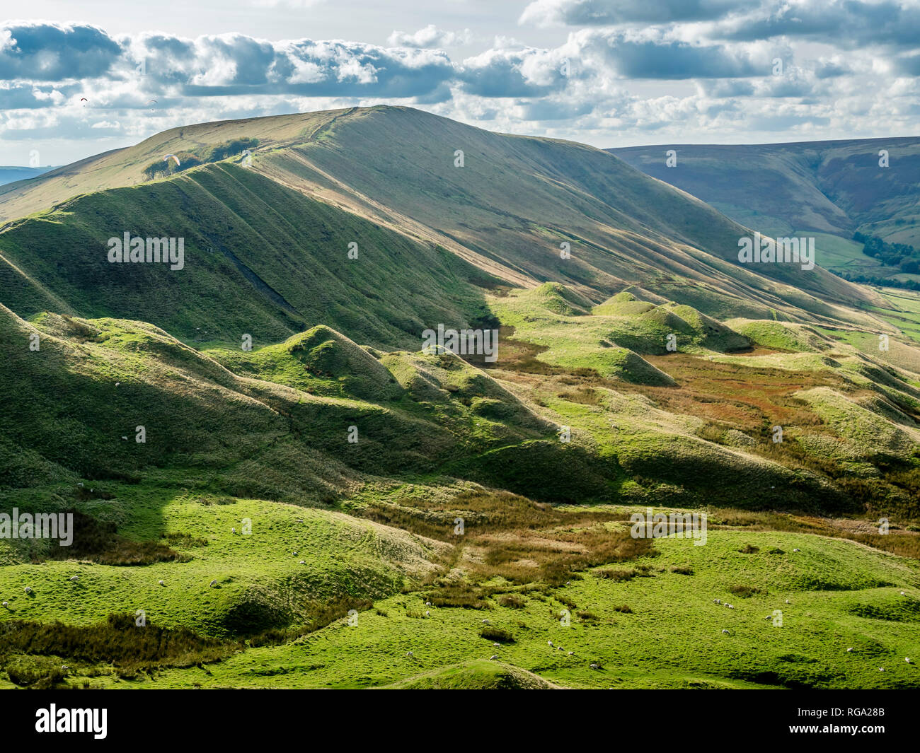 Derbyshire peak district hi-res stock photography and images - Alamy