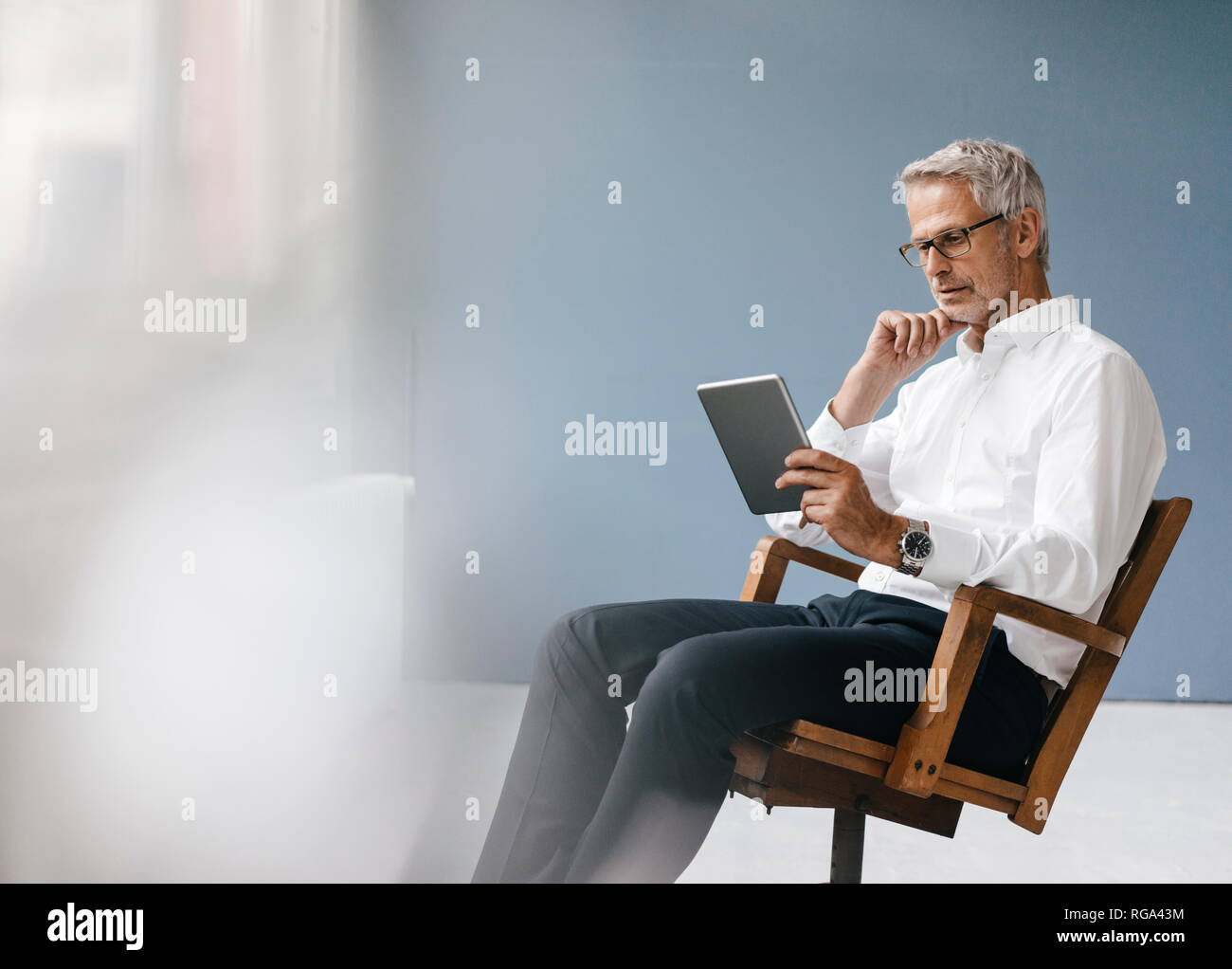 Human in a digital world hi-res stock photography and images - Alamy