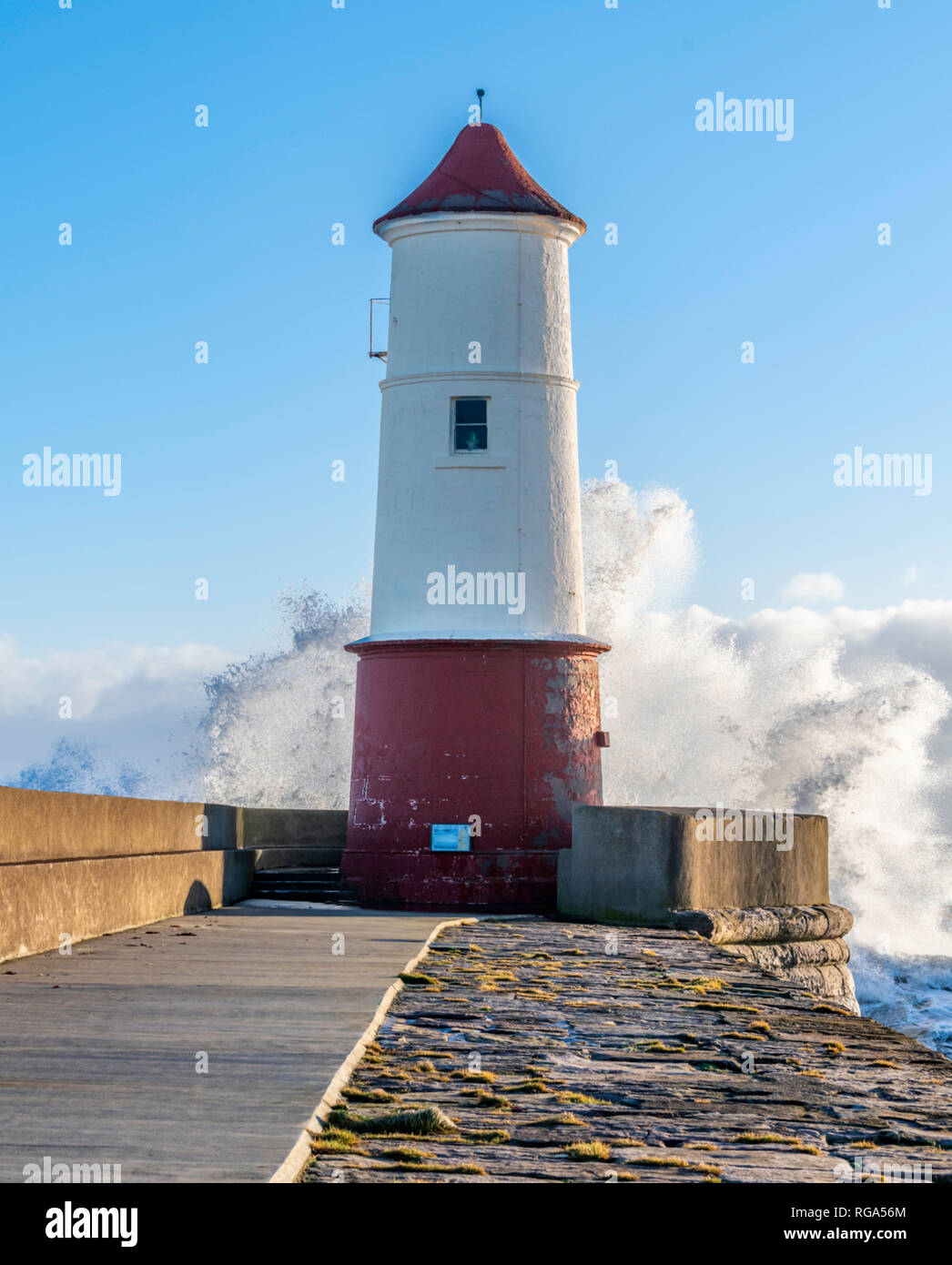 Berwick-upon-Tweed Harbour Light Tower Stock Photo - Alamy