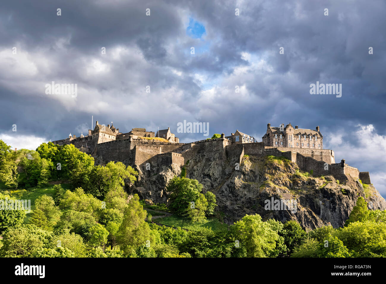 Edinburgh rock hi-res stock photography and images - Alamy
