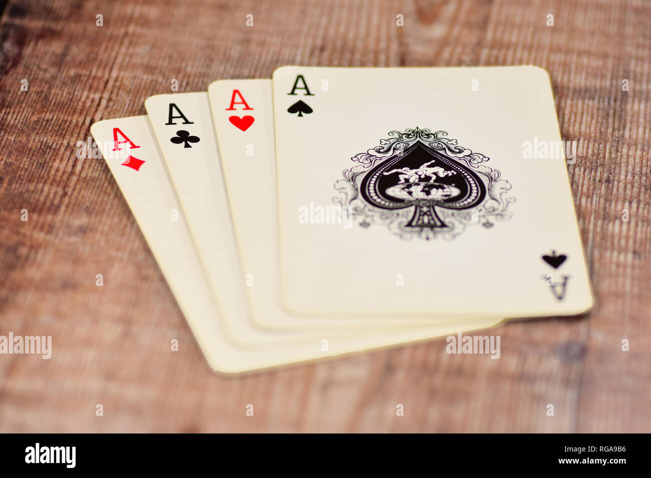 Playing cards spread out hi-res stock photography and images - Alamy