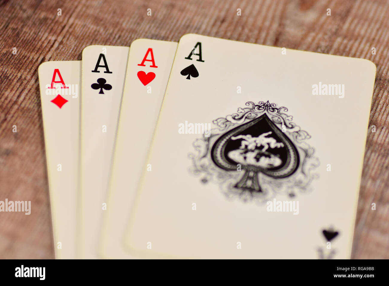 Playing cards spread out hi-res stock photography and images - Alamy