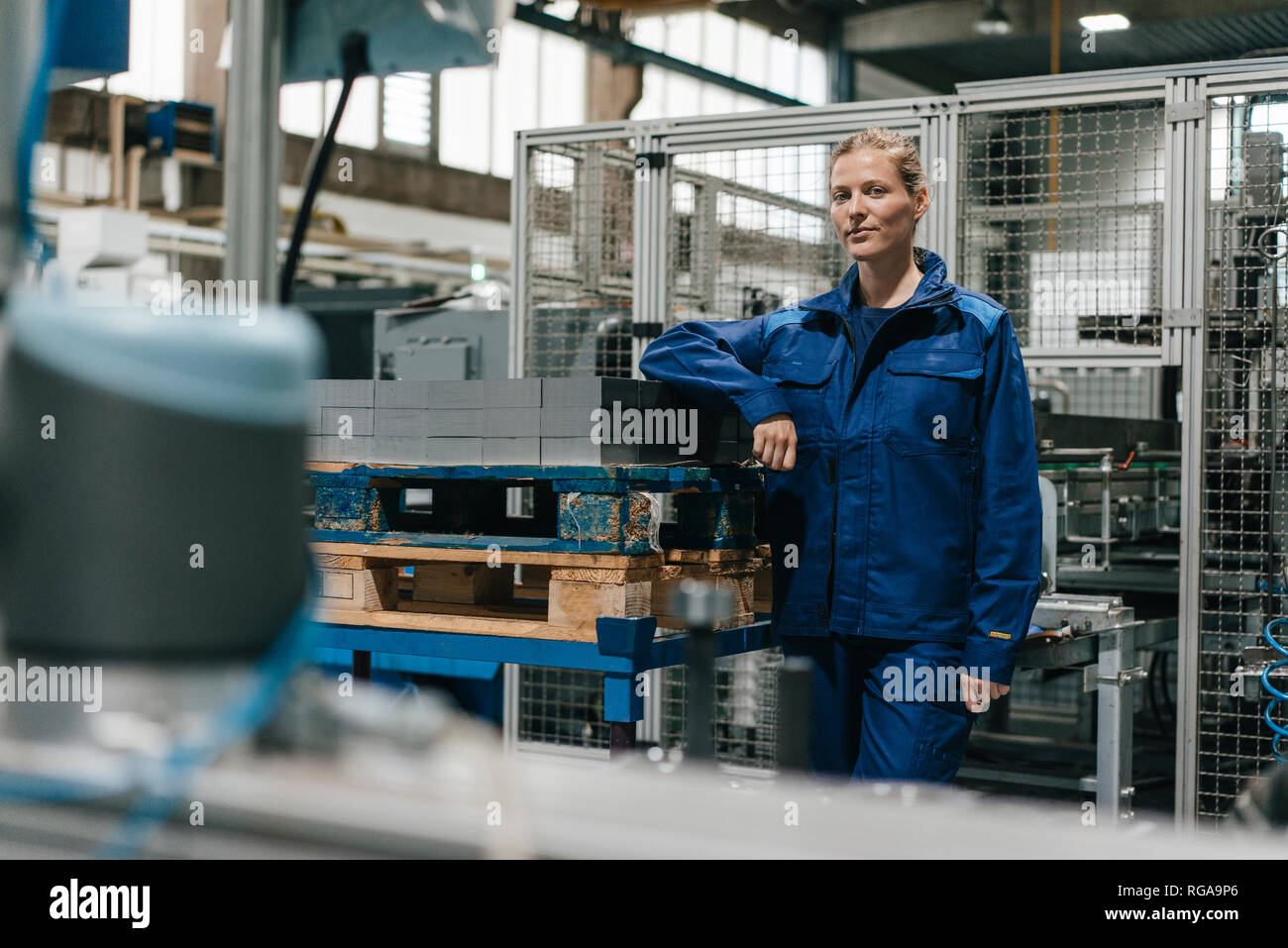 25 years of apprenticeship hi-res stock photography and images - Alamy