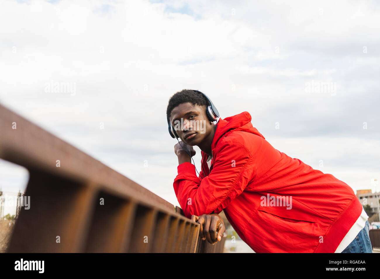 Lean leaning listen hi-res stock photography and images - Alamy