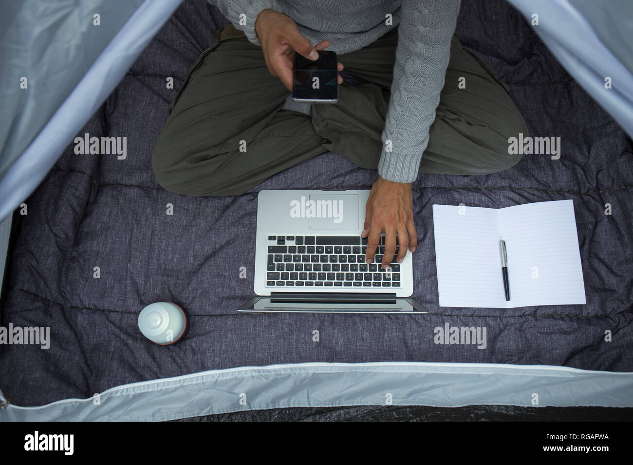 Sheet tent hi-res stock photography and images - Alamy