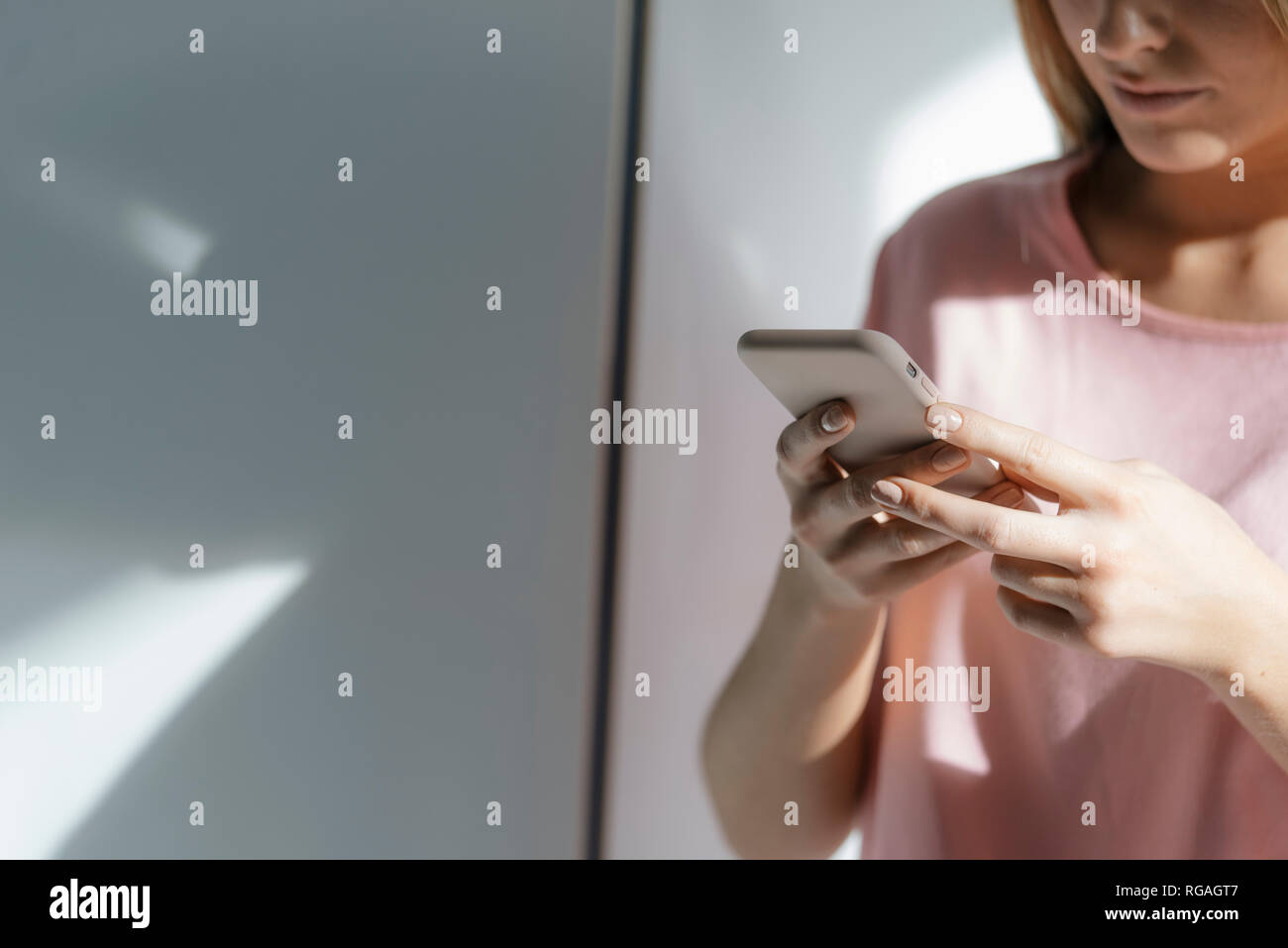 Human messaging hi-res stock photography and images - Alamy