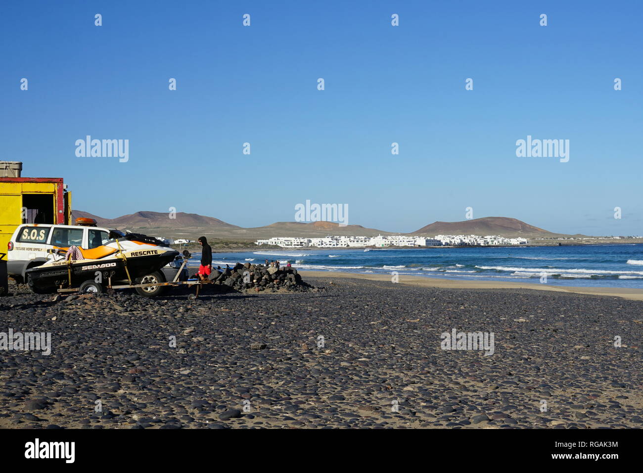 Playa de Famara, Lanzarote, Kanarische Inseln, Spanien Stock Photo - Alamy