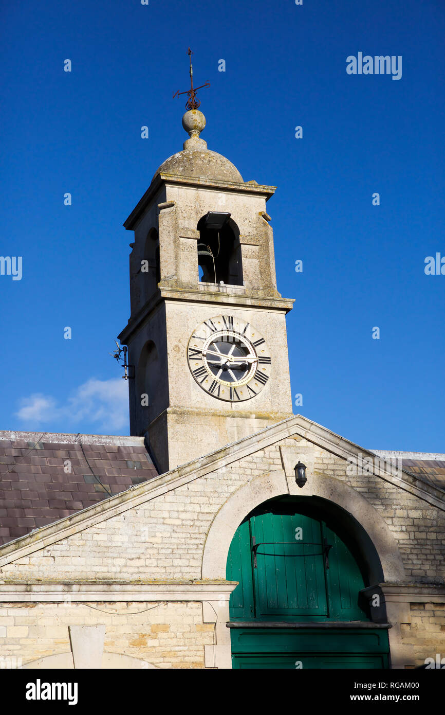 Blue skies over the Clock tower at Normanton Park Hotel, Normanton ...