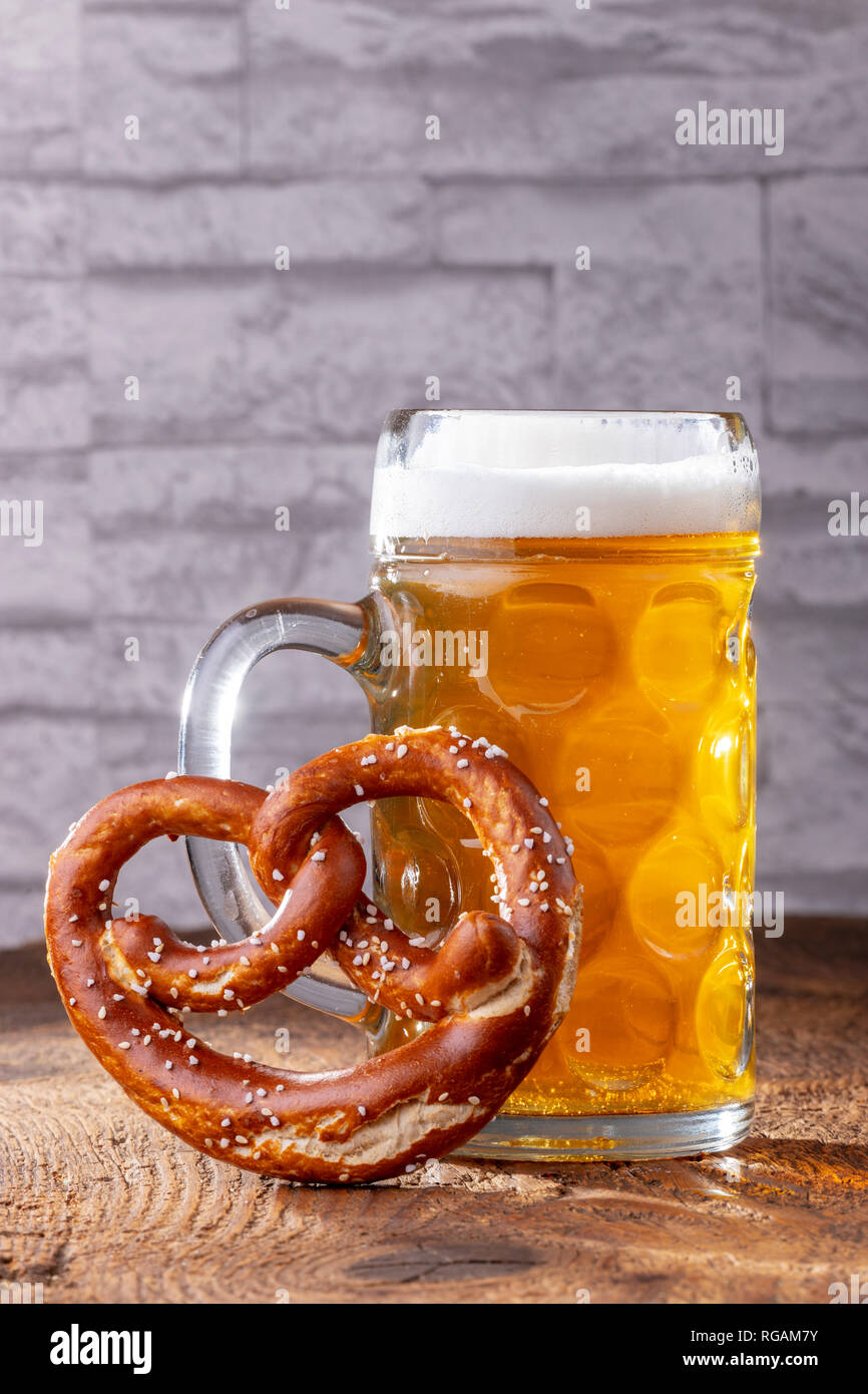 Bavarian beer and a pretzel hi-res stock photography and images - Alamy