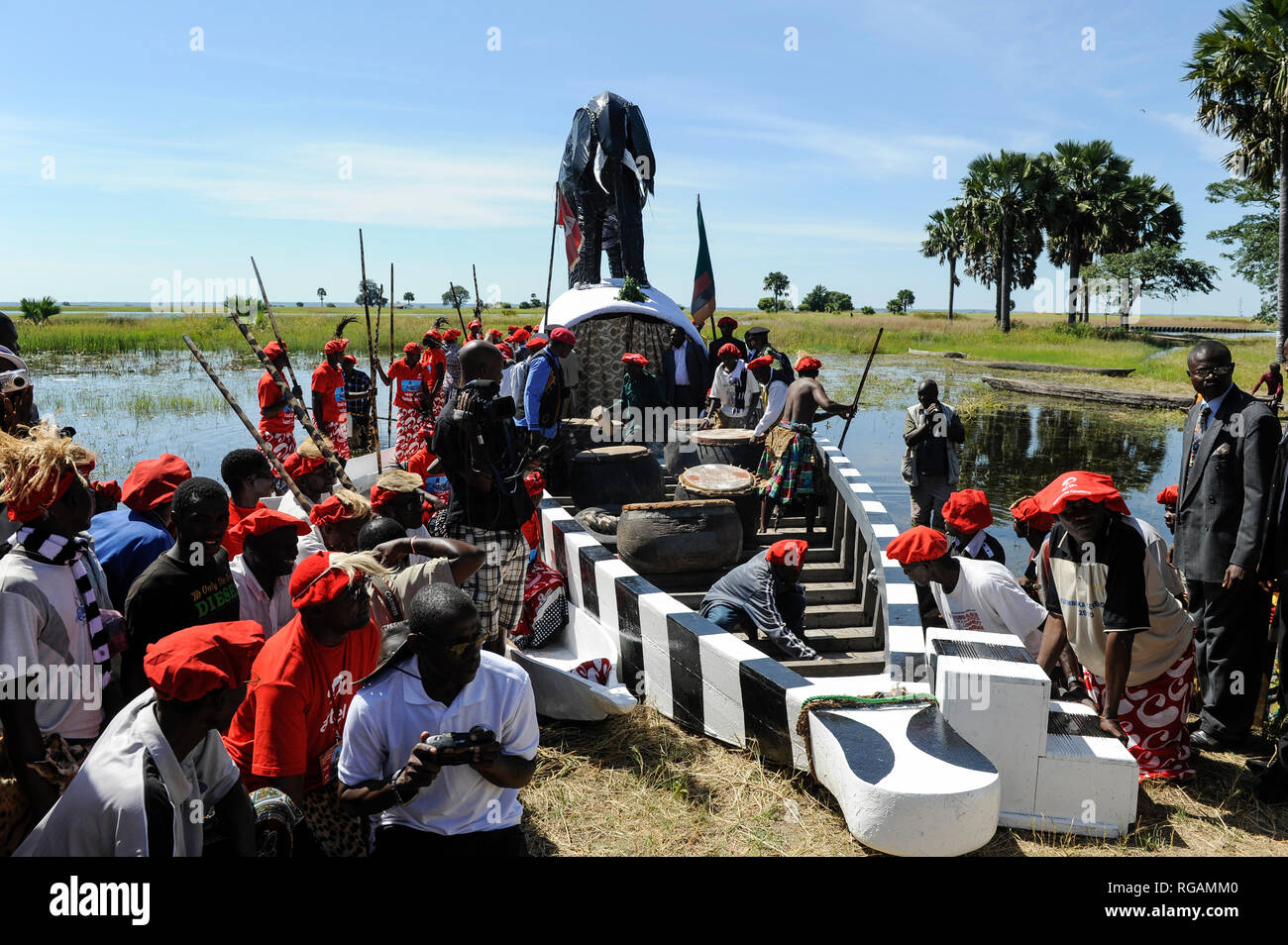 ZAMBIA Barotseland , Zambezi floodplain , Kuomboka ceremony in ...
