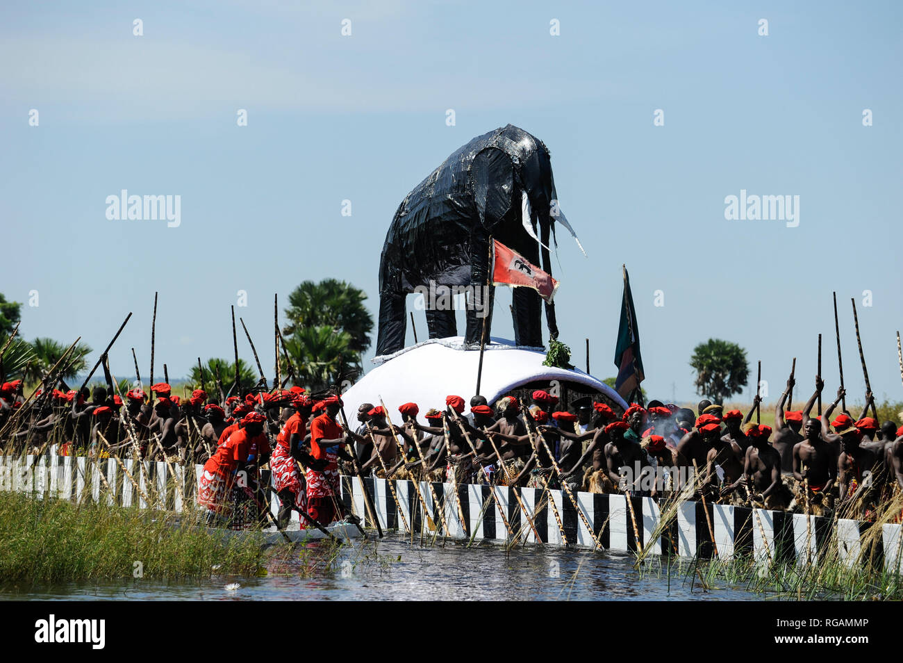 ZAMBIA Barotseland , Zambezi floodplain , Kuomboka ceremony in ...