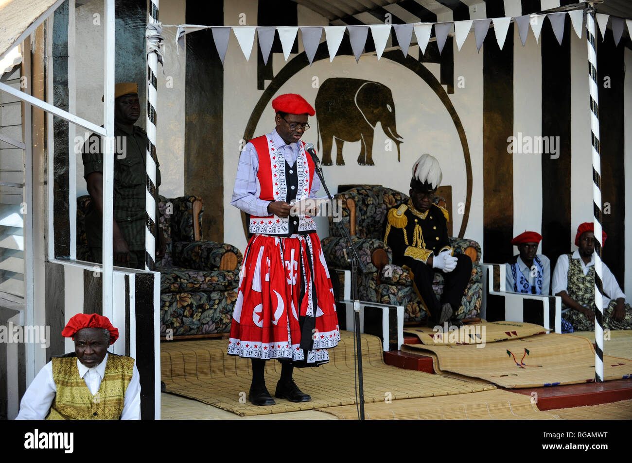 ZAMBIA Barotseland , Zambezi floodplain , Kuomboka ceremony in ...