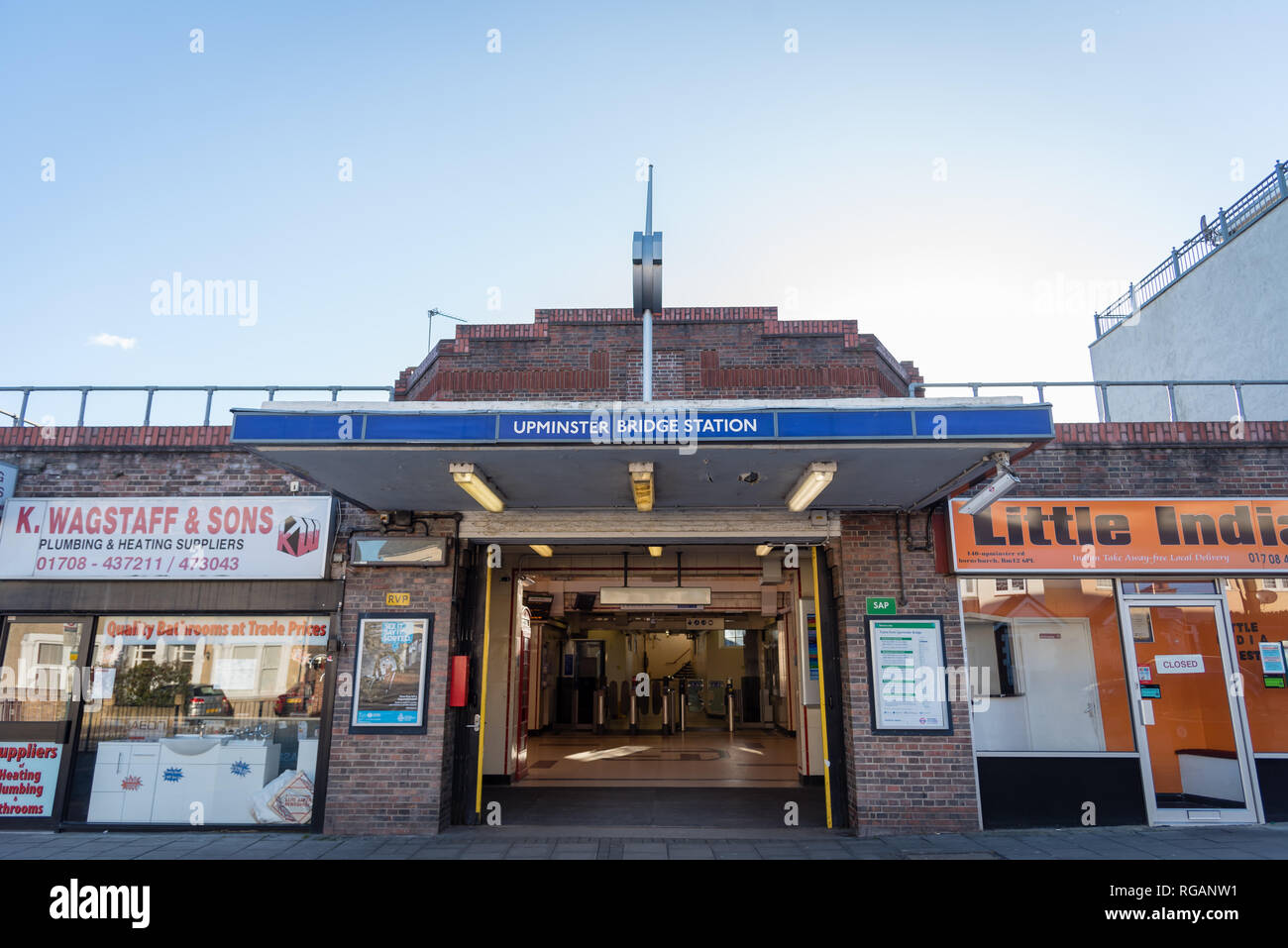 Upminster bridge tube station hi-res stock photography and images - Alamy
