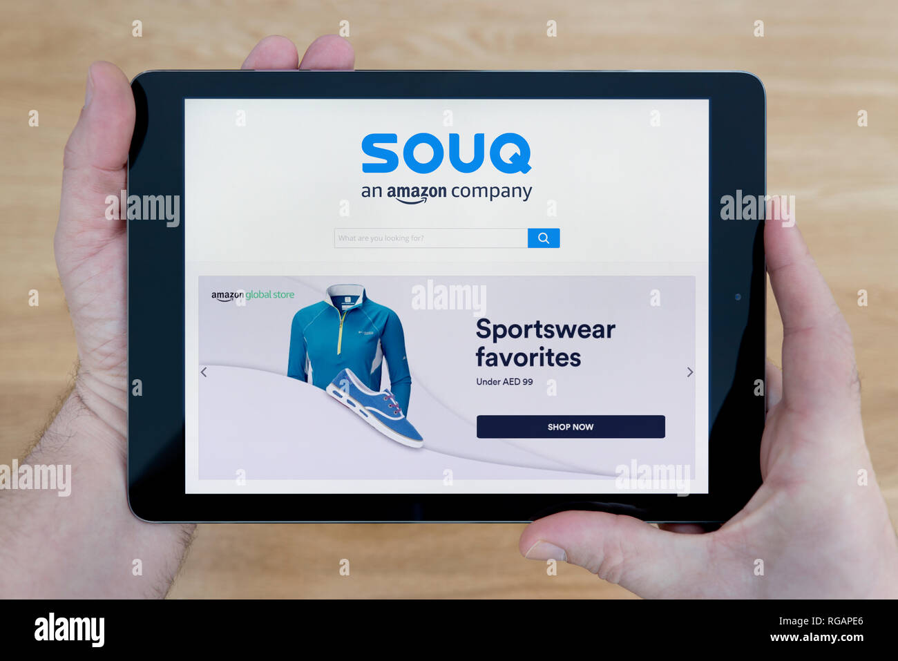 Souq app hi-res stock photography and images - Alamy