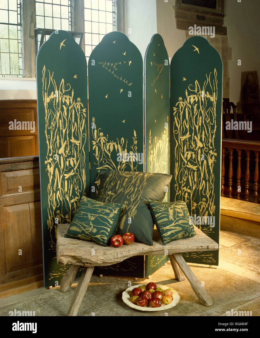 Gilt design hi-res stock photography and images - Alamy