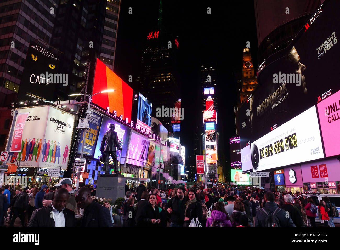 Times square neon hi-res stock photography and images - Alamy