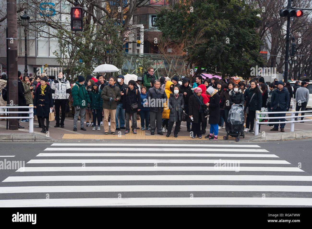 Japanese crosswalk signal hi-res stock photography and images - Alamy