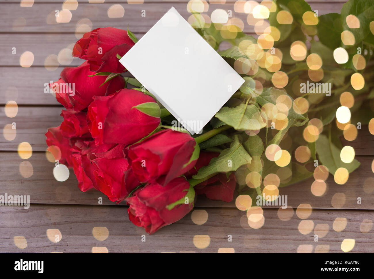 close up of red roses and note Stock Photo - Alamy