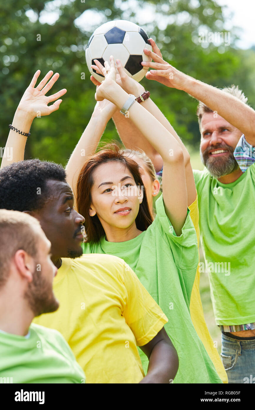 Multicultural sports team hi-res stock photography and images - Alamy