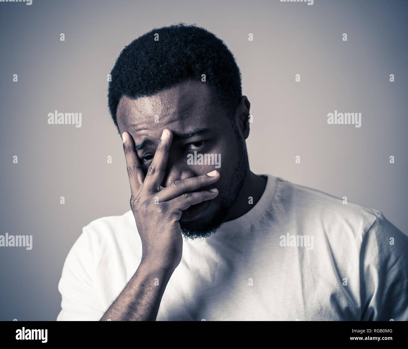 Worried facial expression hi-res stock photography and images - Alamy