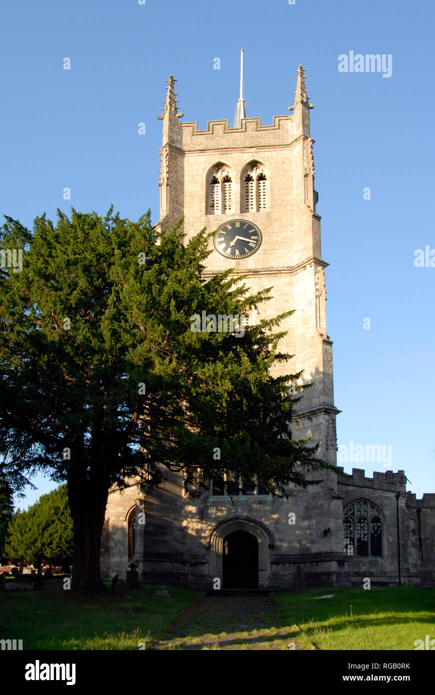 Church of St Mary, with tower, in the market town of Devizes, Wiltshire ...