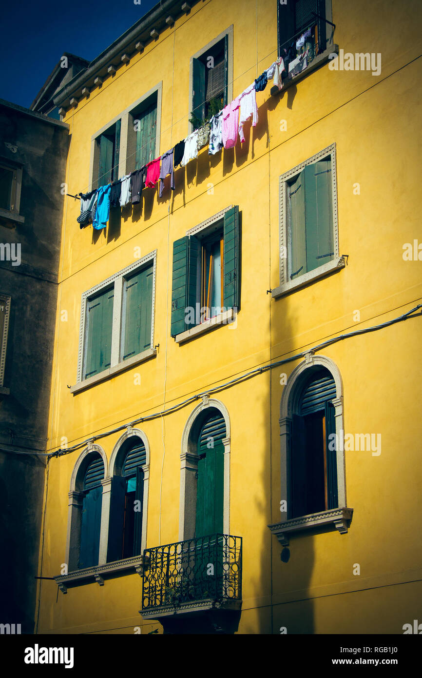 Traditional Venetian House Stock Photo - Alamy
