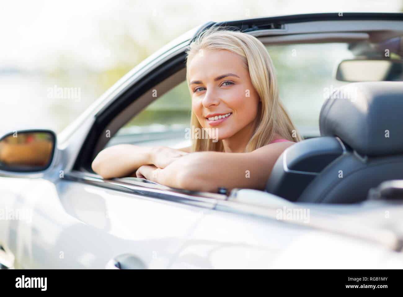 Woman in convertible car hi-res stock photography and images - Alamy