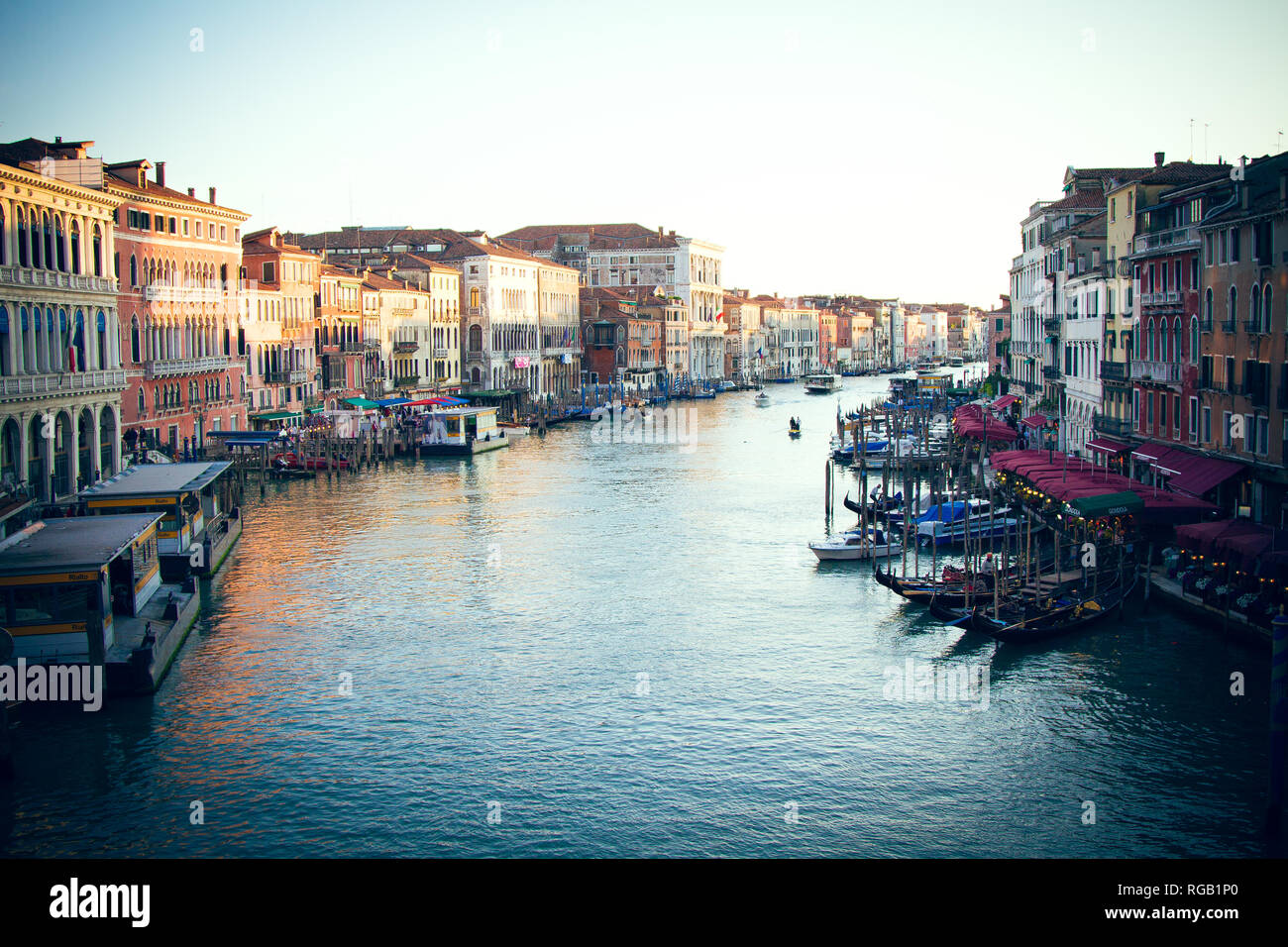 Lovely canal hi-res stock photography and images - Alamy