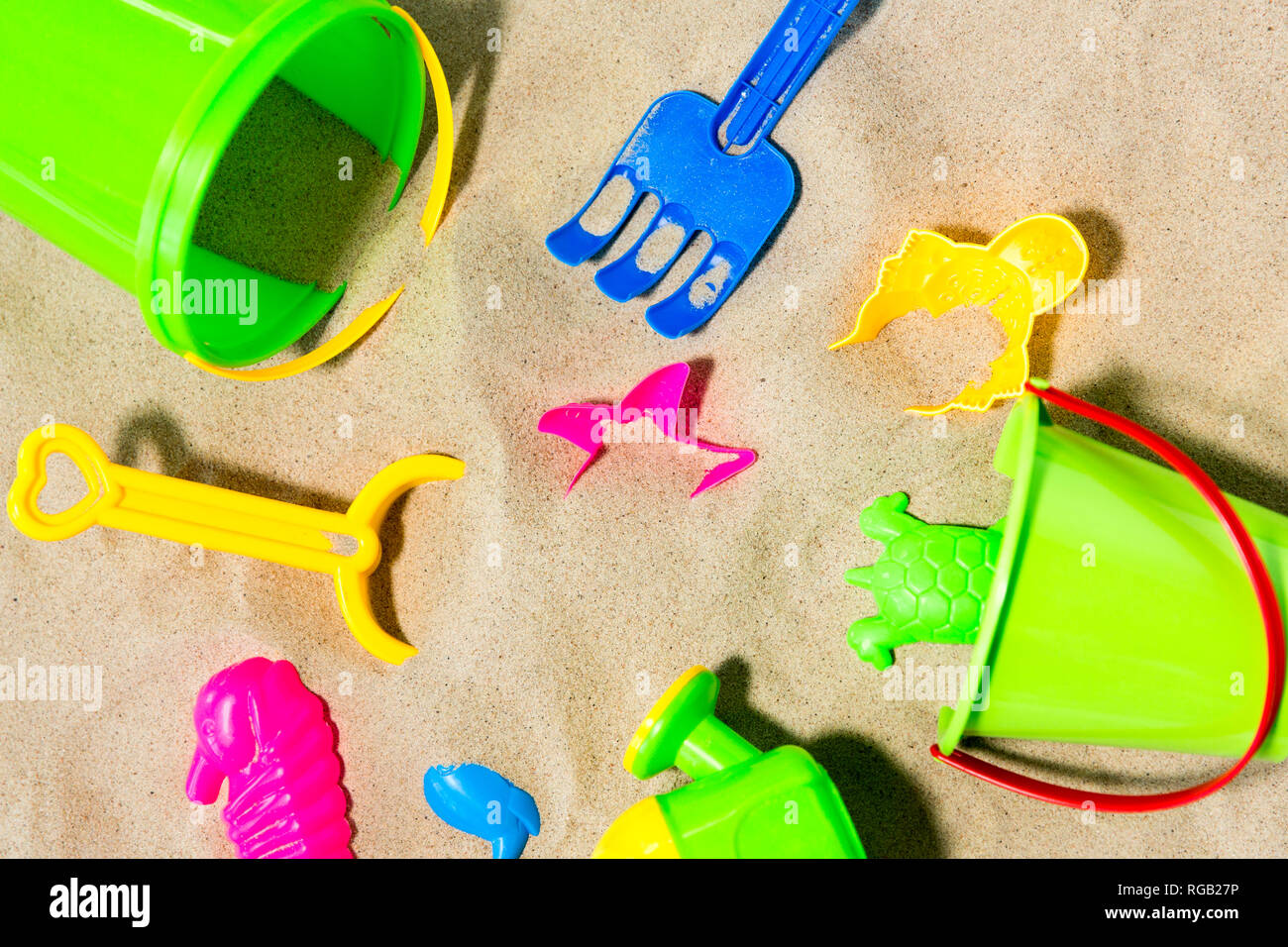 Plastic beach kit hi-res stock photography and images - Alamy