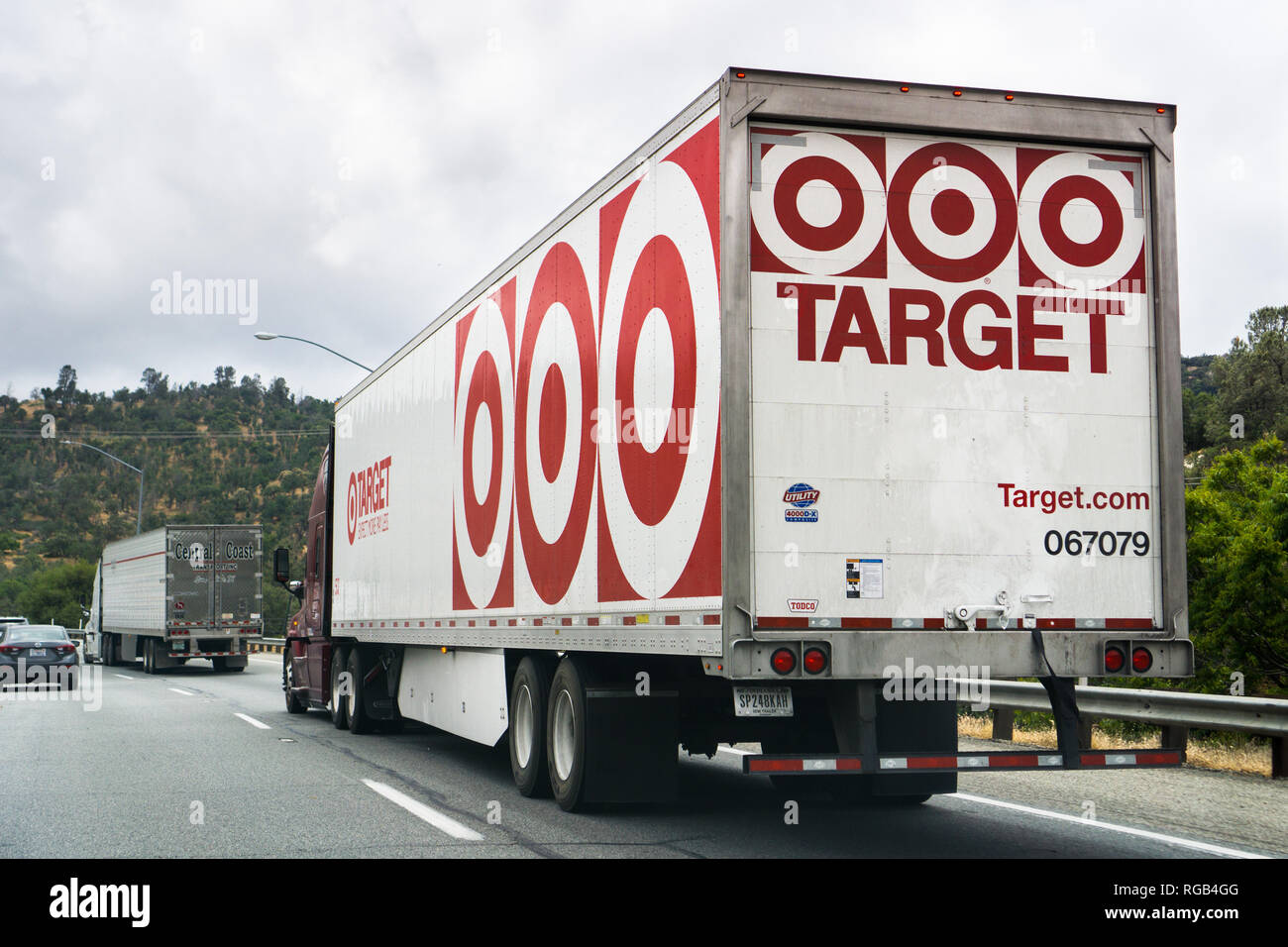 Supermarket delivery truck hi-res stock photography and images - Alamy