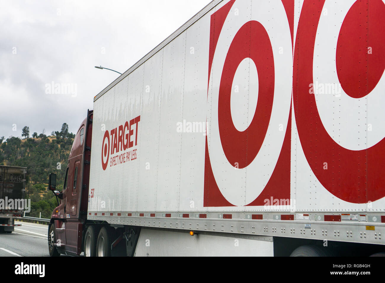 Supermarket delivery truck hi-res stock photography and images - Alamy