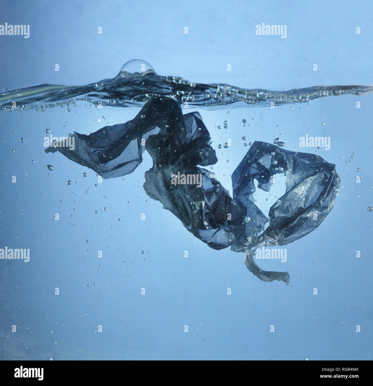 Pollution problem - plastic bag in the ocean Stock Photo - Alamy