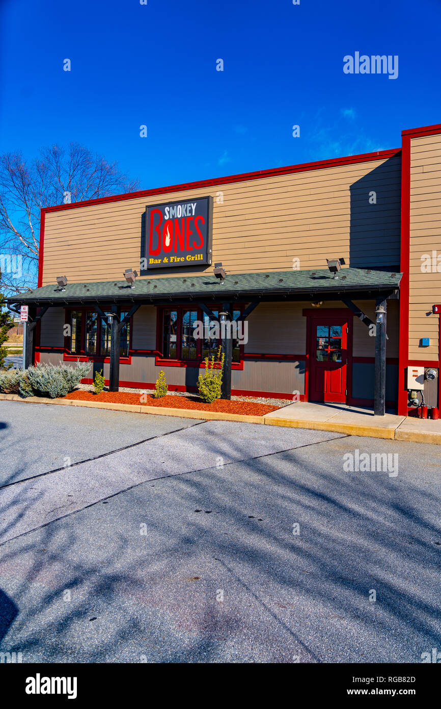 Bones restaurant hi-res stock photography and images - Alamy