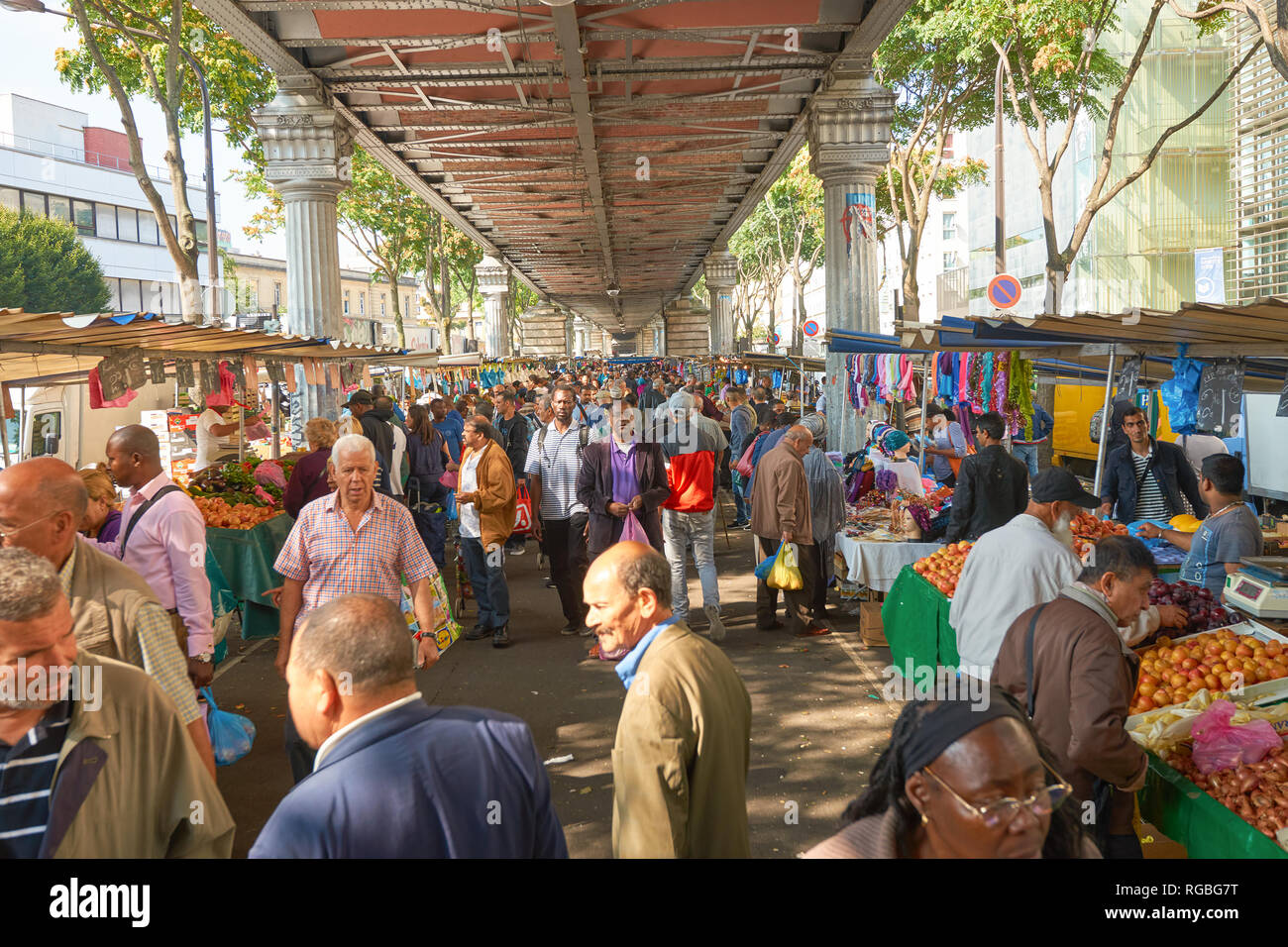 Barbes paris hi-res stock photography and images - Alamy