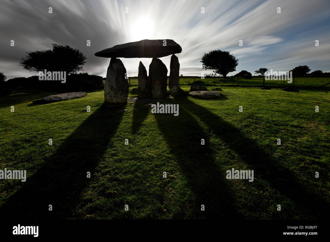 Pentre Ifan, Nevern, Pembrokeshire, Wales Stock Photo - Alamy
