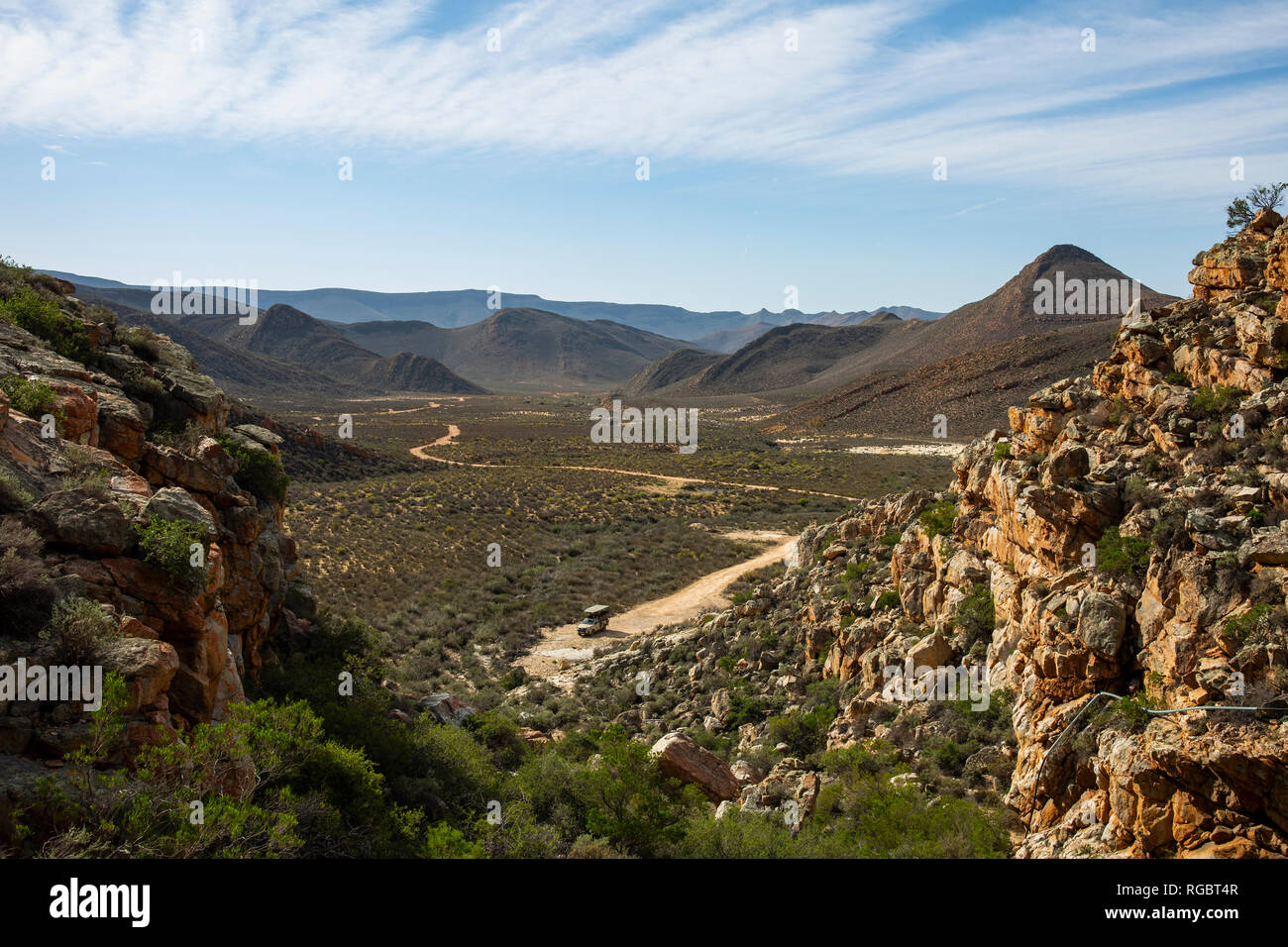 Jeeps drives off road hi-res stock photography and images - Alamy