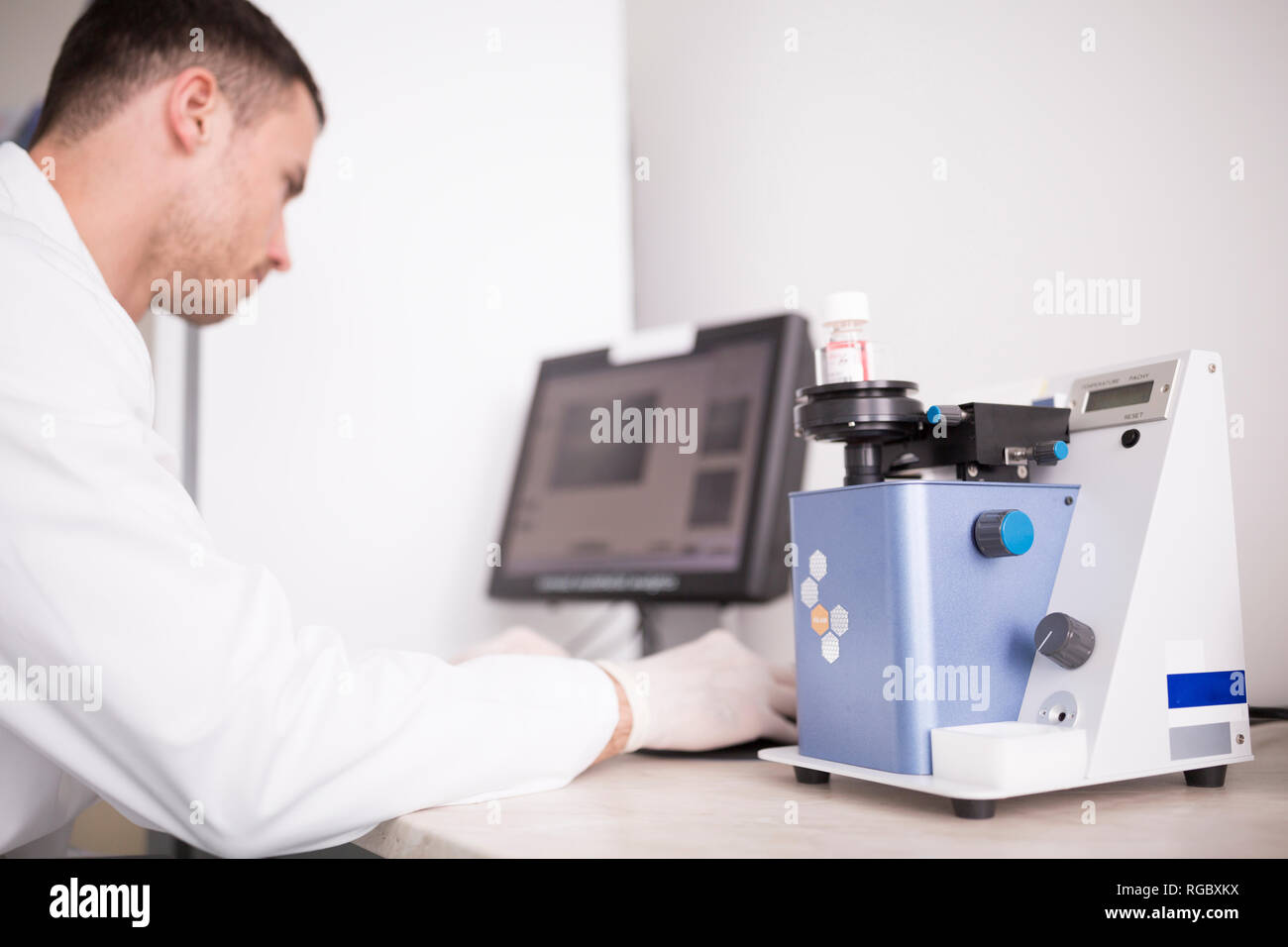 Close up scientist working test hi-res stock photography and images - Alamy